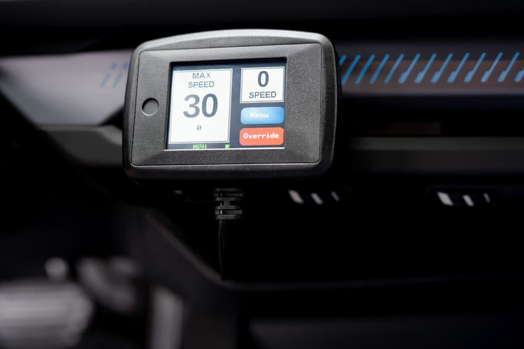 Intelligent Speed Assistance Services | LifeSafer ISA